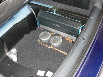 :: Audison SRx3 - VW Passat 3C - Rainbow Frontsystem + Subwoofer - CAR ...